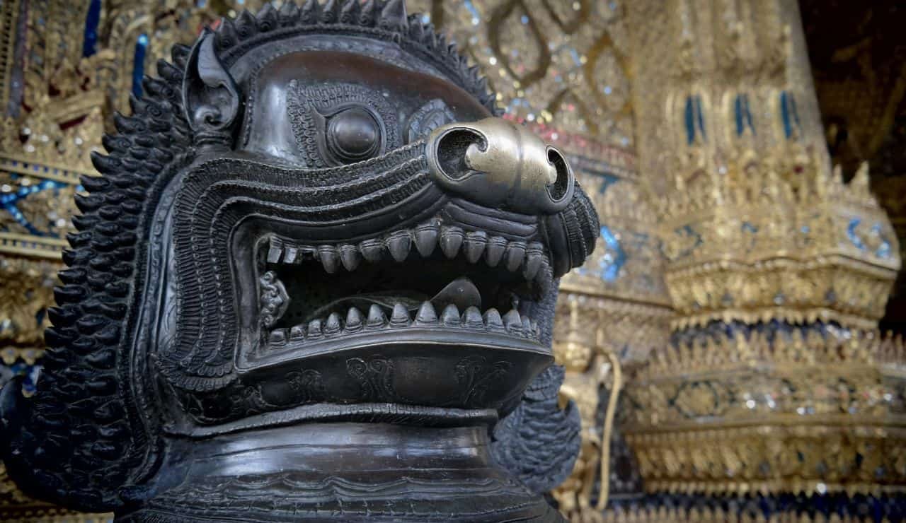 La leggenda del Re Naga - simboli e significati nel mito tailandese ...