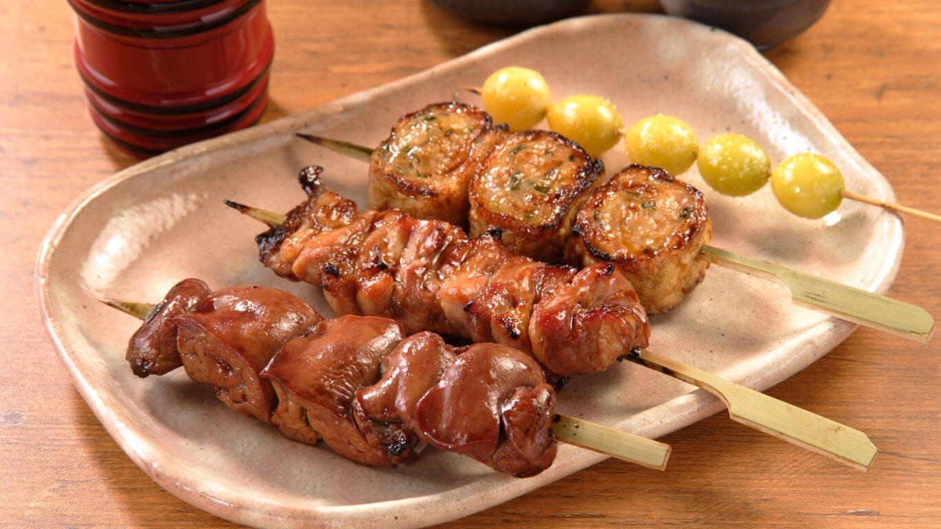 Cosa sono gli yakitori: curiosità e preparazione - Viaggiare in Asia